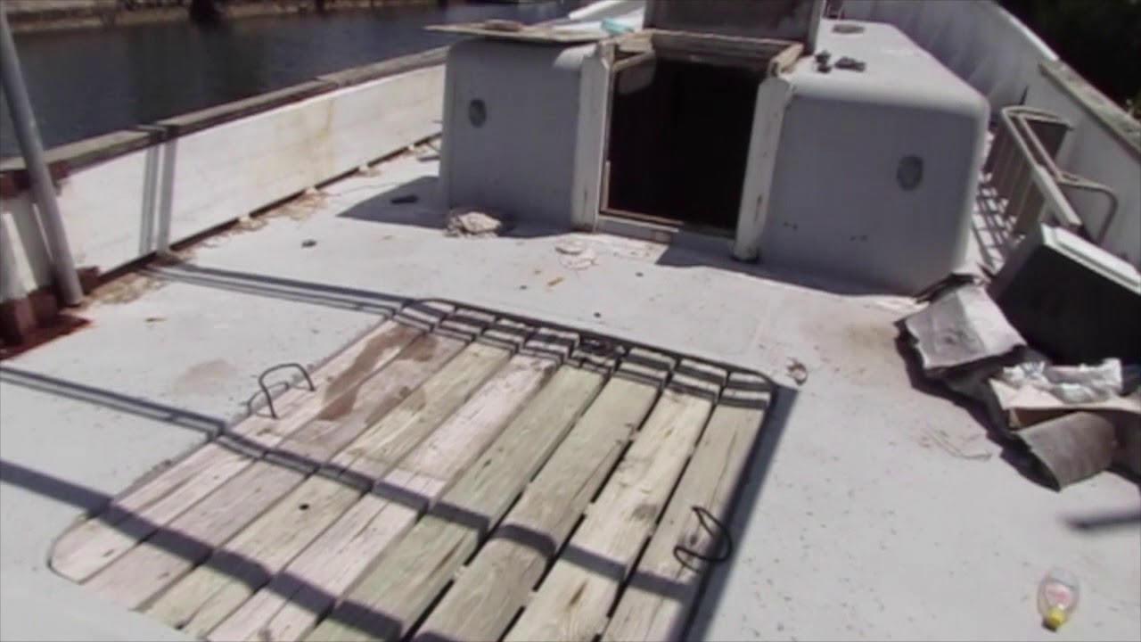 49 Foot Live Well Fishing Boat For Sale Bahamas - YouTube