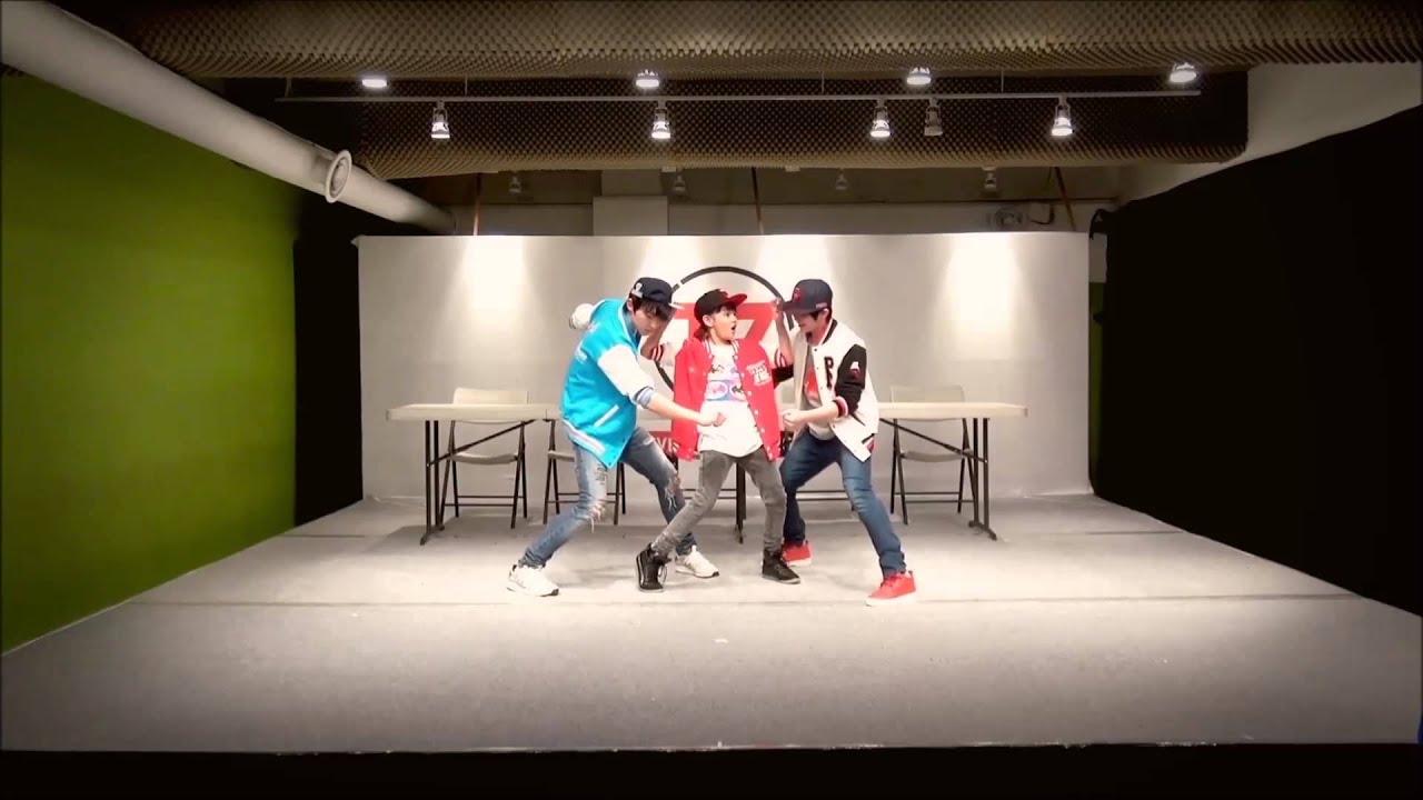 Seventeen show- Opening dance [HD] - YouTube