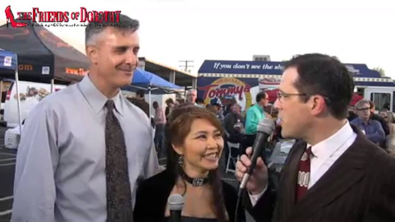 The hair: John Fabris interview at foundation fashion show - YouTube