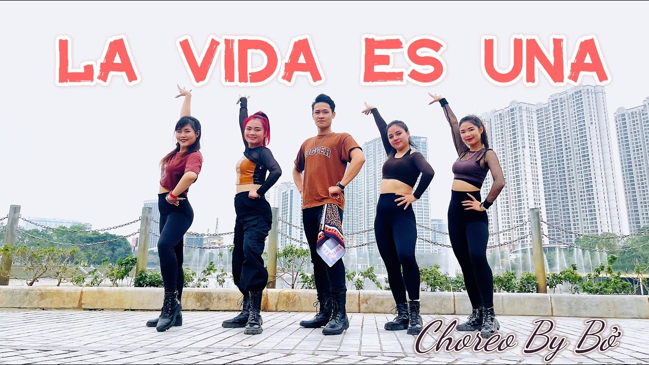 ULA ula - KAROL G I LA VIDA ES UNA I CHOREO BY BỞ I ZUMBA I ABAILA DANCE FITNESS - YouTube