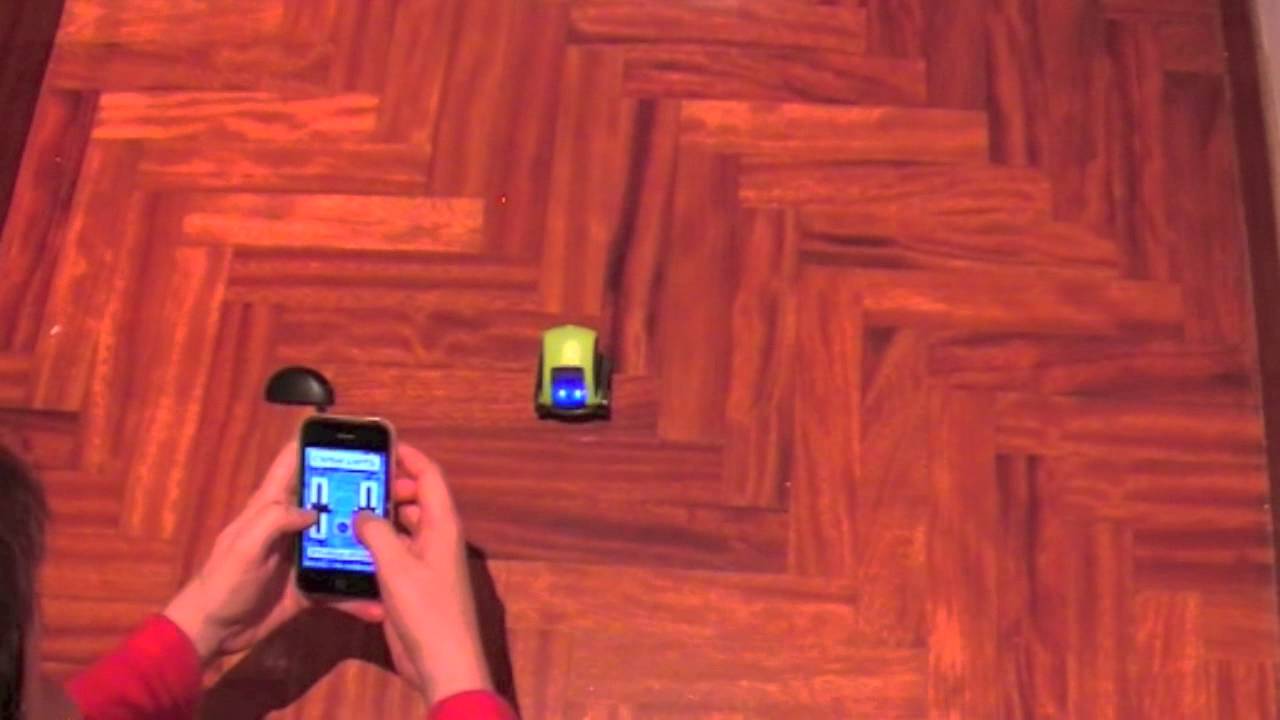 Probando Tankbot de Desk Pets para Geeksroom.com - YouTube