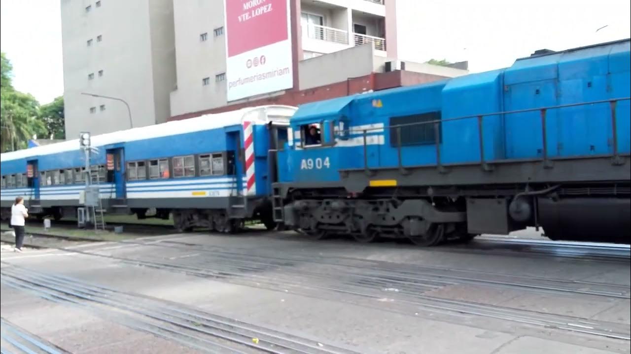 GM GT-22 CW A904 con tren de pasajeros 4514 Haedo-Temperley de 10.30 saliendo de Haedo - YouTube