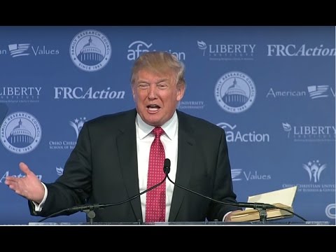 DONALD TRUMP READS THE BIBLE (HD) | 1 JOHN 4:12 - YouTube