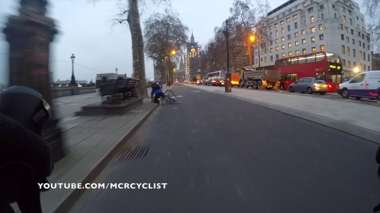 Man Down - Cycle Crash - Brake Fail (?) #London - YouTube