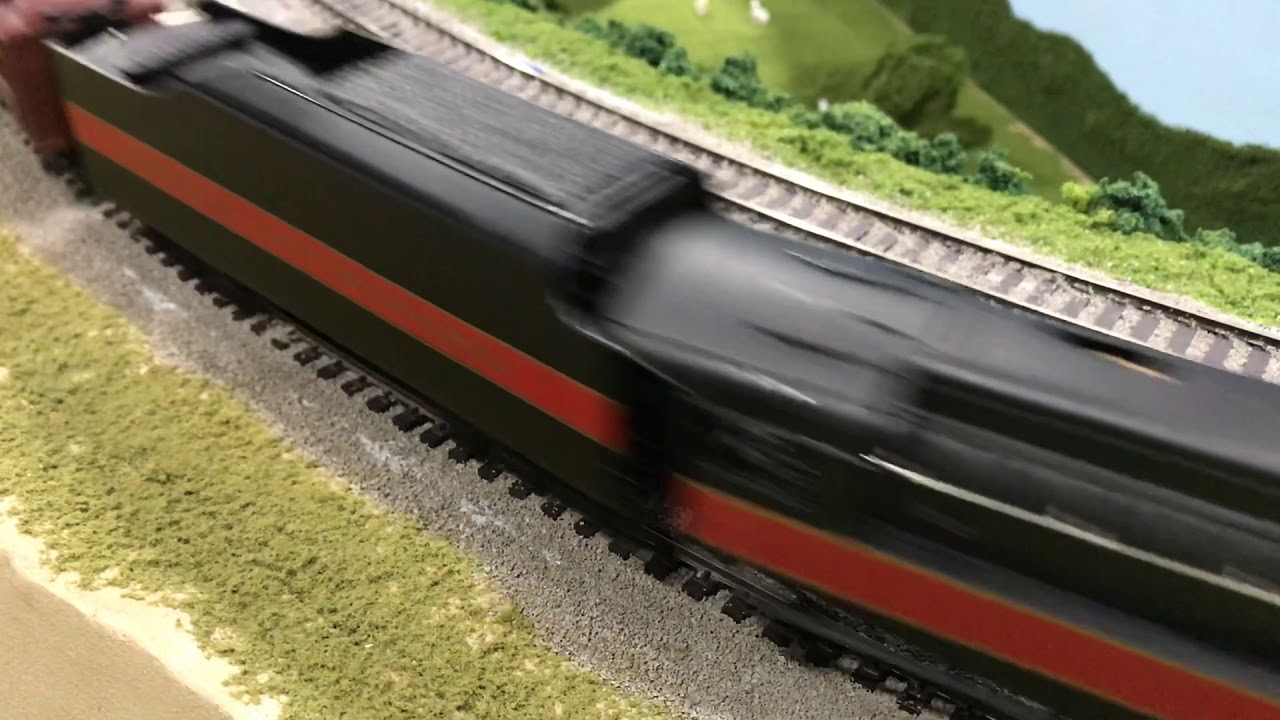 HO Scale N&W 611 at Augusta EXPO Model trains!! - YouTube