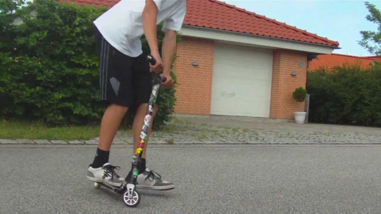 Decade flat on a scooter - YouTube