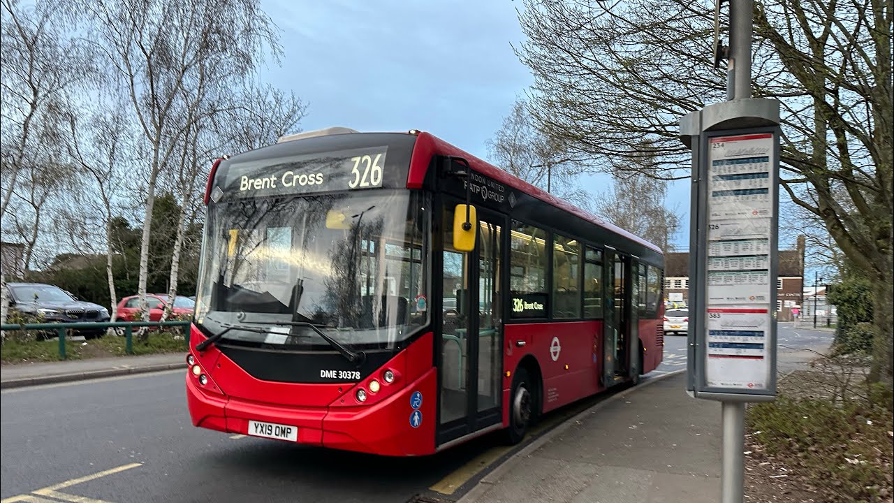 London bus route 326 Diversion via North Finchley - YouTube