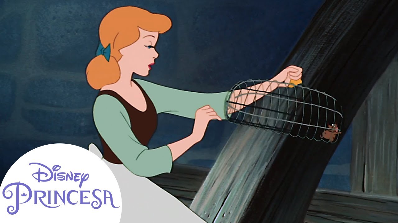 Cenicienta salva a Gus | Disney Princesa - YouTube