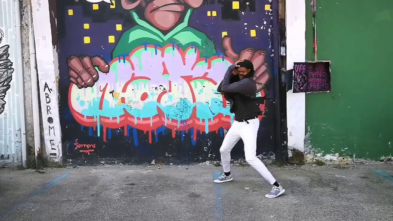 Johnny - Afro House x House Dance - Byron Cox Freestyle - YouTube