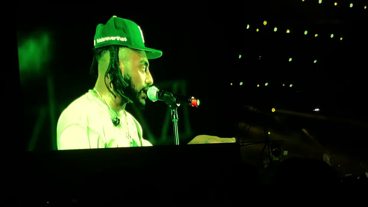 Amine(아미네) - Caroline Live / 2019 홀리데이랜드 페스티벌 (Holiday Land Festival ...