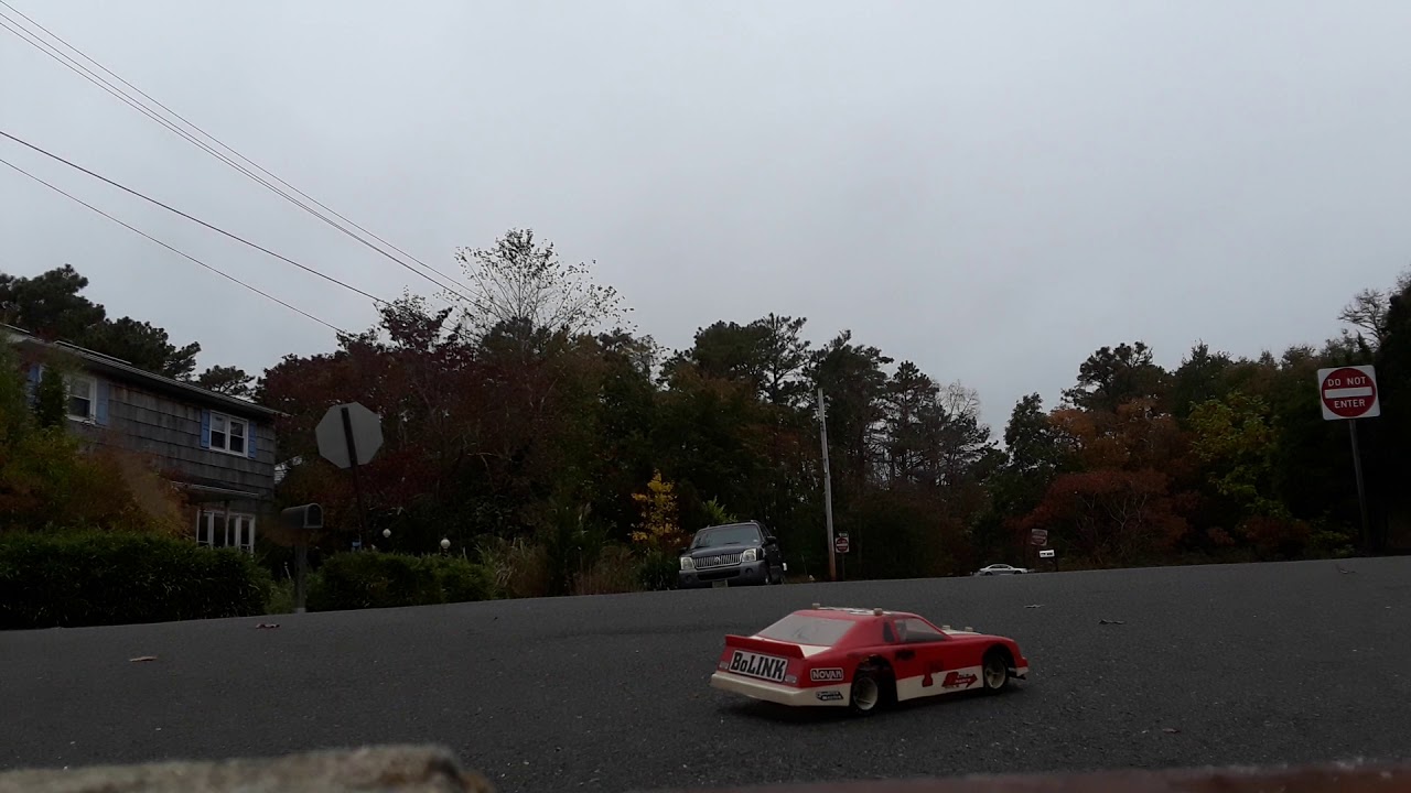 Vintage Bolink Round Tracker ll stock motor - YouTube