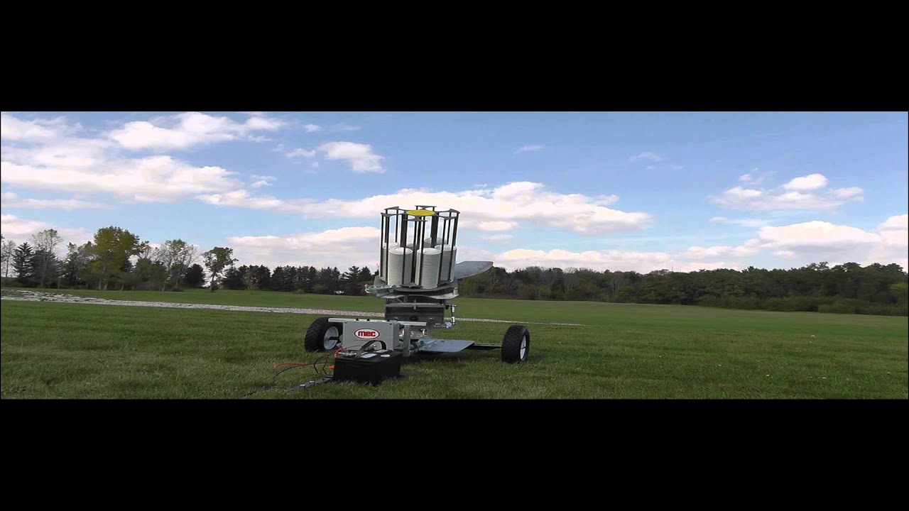 MEC 306 Wobble Clay Trap - YouTube