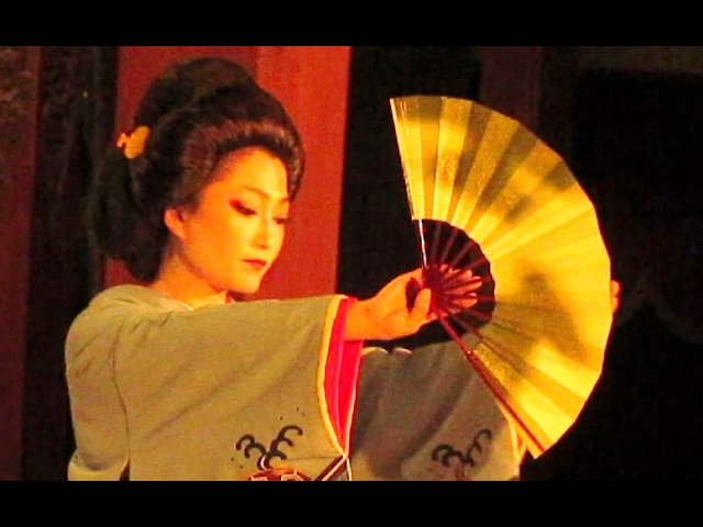 Japanese Folding Fan Dance