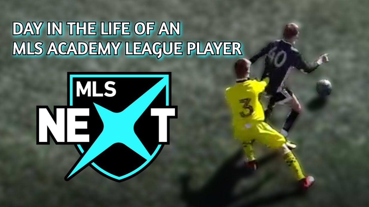 Day In The Life Of An Academy Soccer Player - YouTube