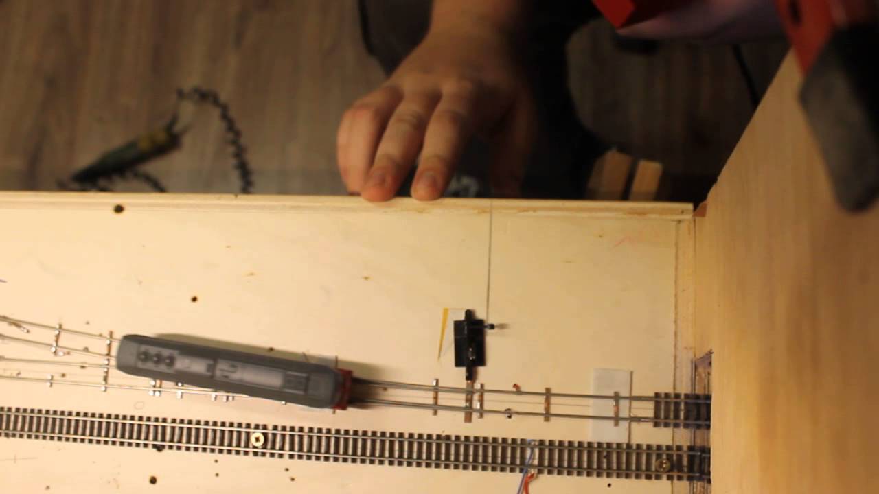 Testing Home made N-gauge siding 10 degrees - YouTube