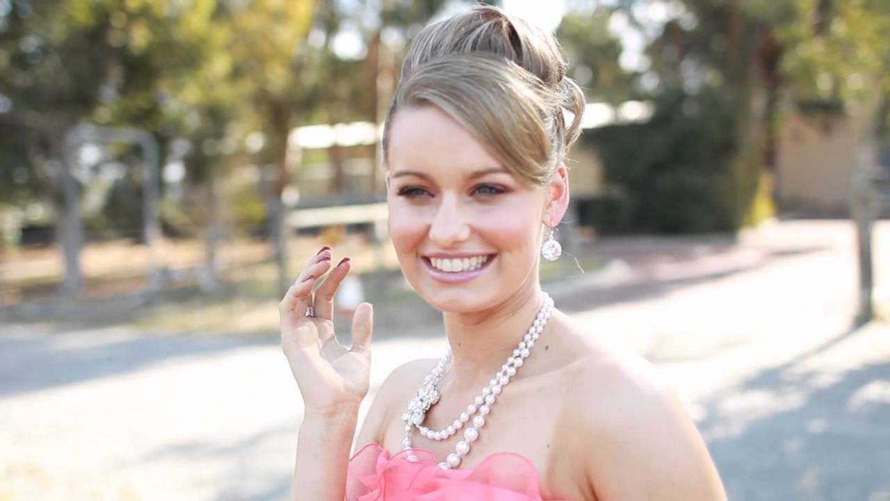 Haylee Model Shoot - YouTube