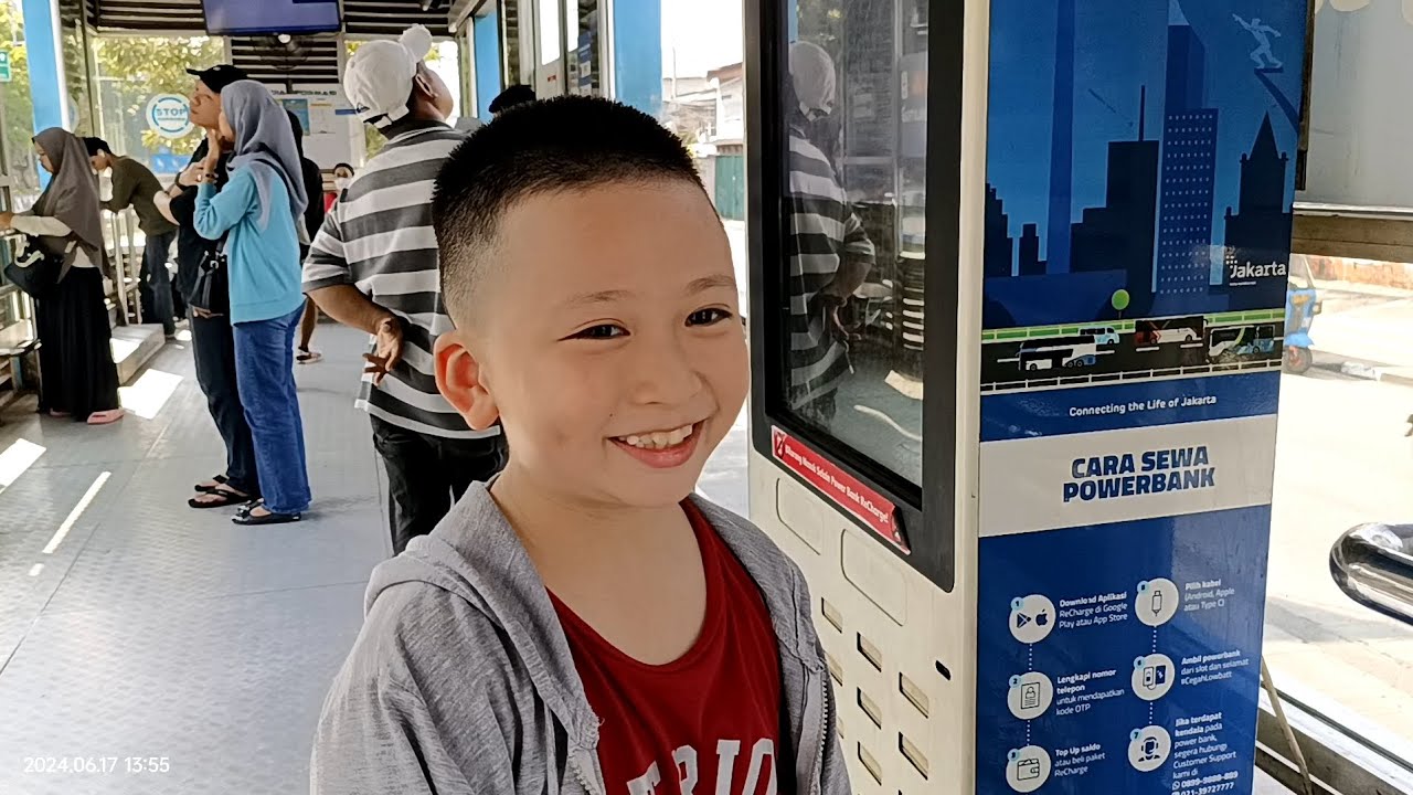 Jalan-jalan naik Busway/Transjakarta arah Cililitan (rute 5C & 5D ...