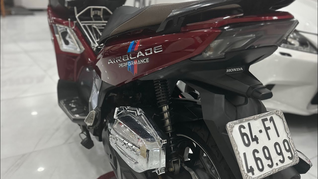 Xả lỗ Honda Ab 150 abs bs đẹp cực phong thủy bữa em đăng 39.9 nay xả ...