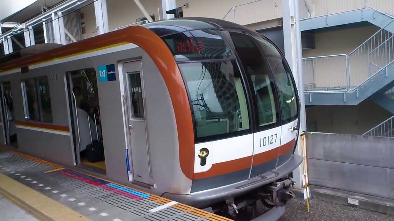 東京メトロ10000系10127F 東急東横線特急元町・中華街行き 武蔵小杉駅を発車 - YouTube