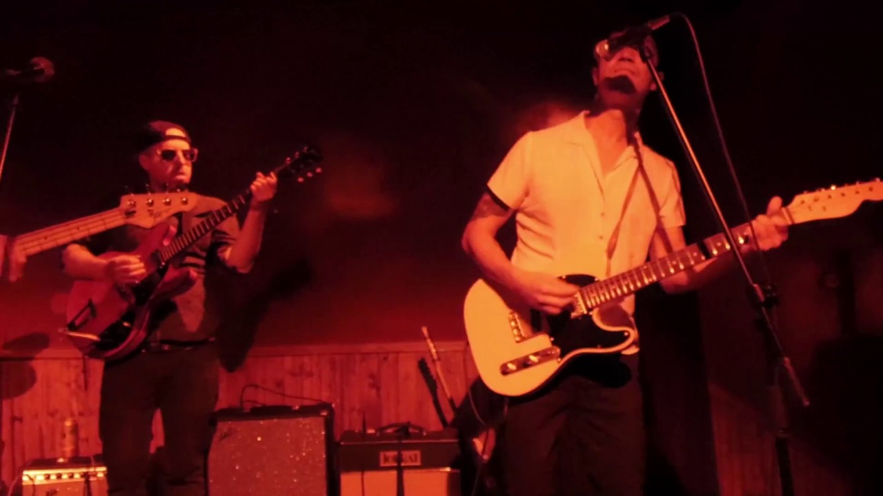 Dan Rico at the California Clipper playing "Smoking Curls", September ...