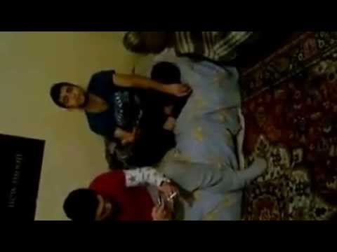 Yavuz Aydın Beyaz Gelinliği giymiş üstüne...