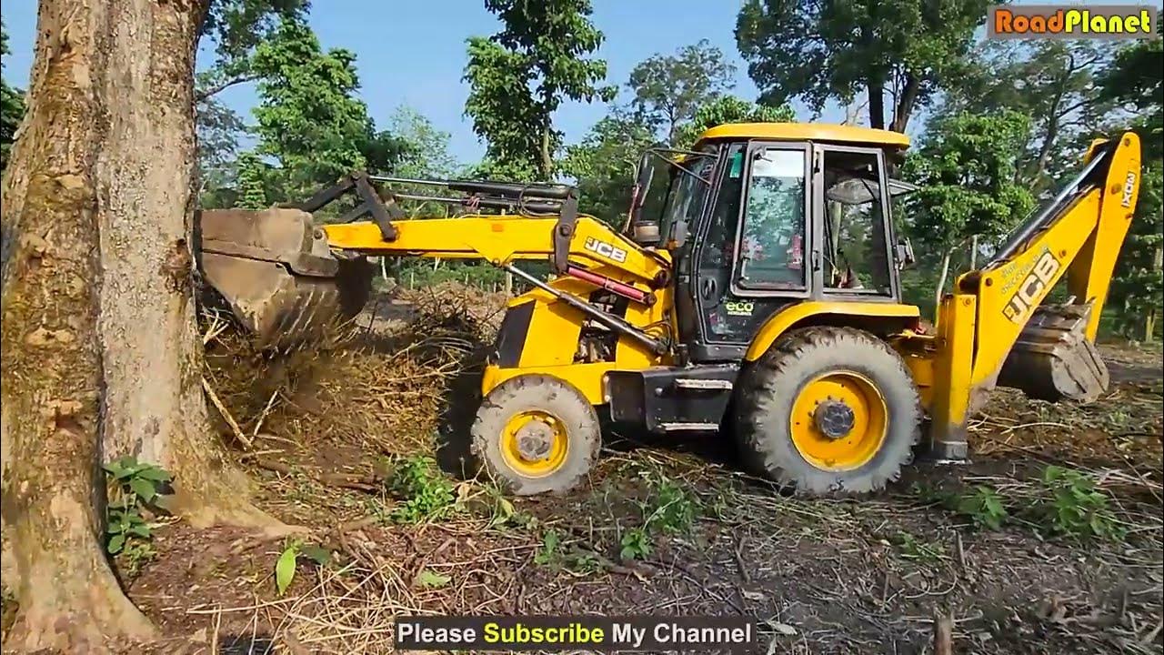 JCB Backhoe Clearing Ground To Planet New Tree - JCB Working on Forest ...