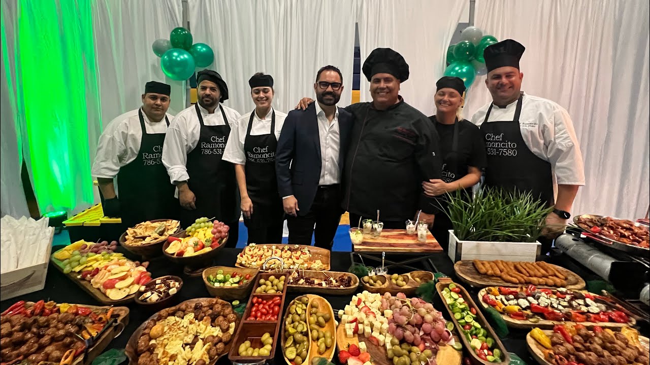 Mesa Buffet Gigante - YouTube