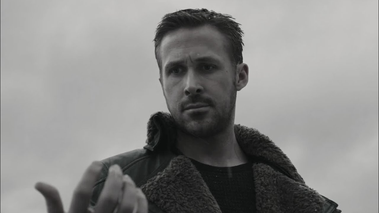 Plane Runner 2001 | عداء الطائرة - YouTube