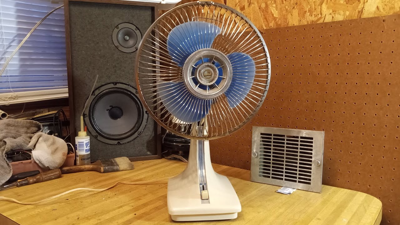 Early 1980s Kuo Horng 9" Desk Fan Model KH-09 - YouTube