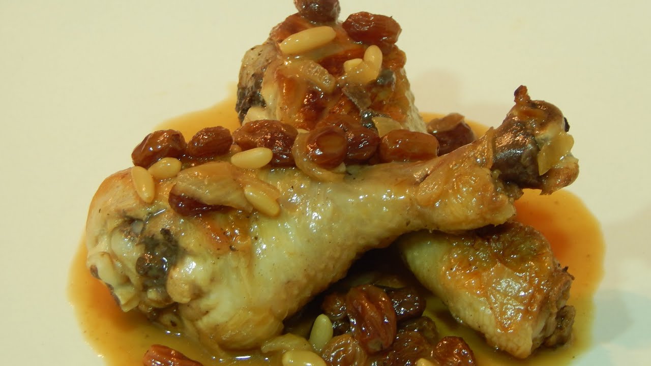 Pollo con salsa de pasas y piñones / receta fácil - YouTube