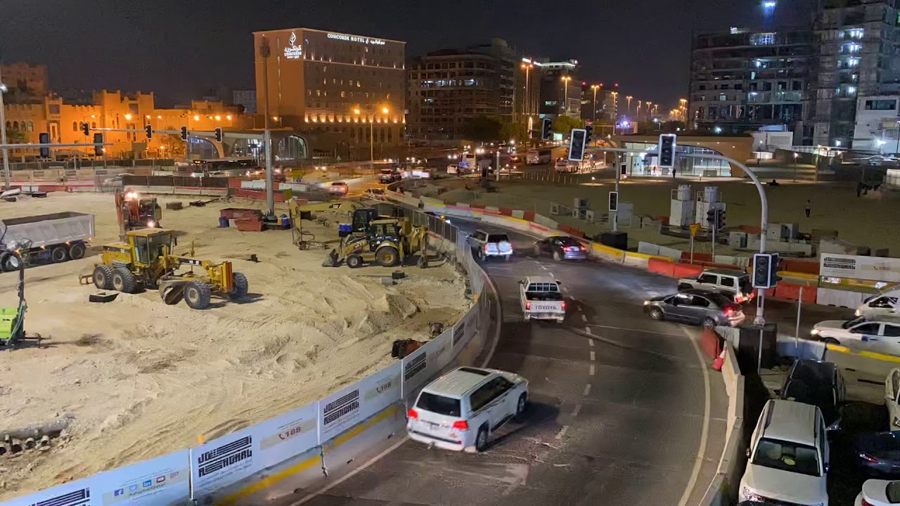 Crazy Signal (Doha, Qatar) - YouTube