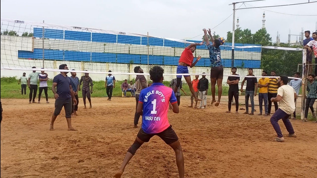 set-4 | Vasu vs Naveen l volleyball match at Narasaraopet Kodela ...