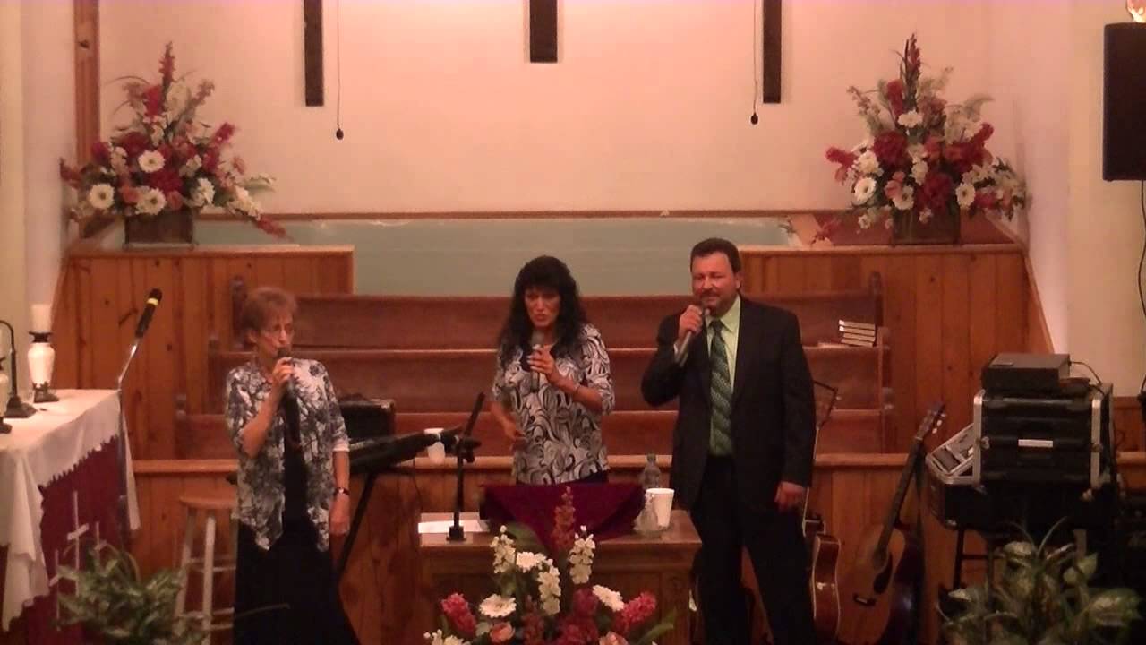 PLAINVIEW COMMUNITY CHURCH-NEW CALVARY ECHOES - YouTube