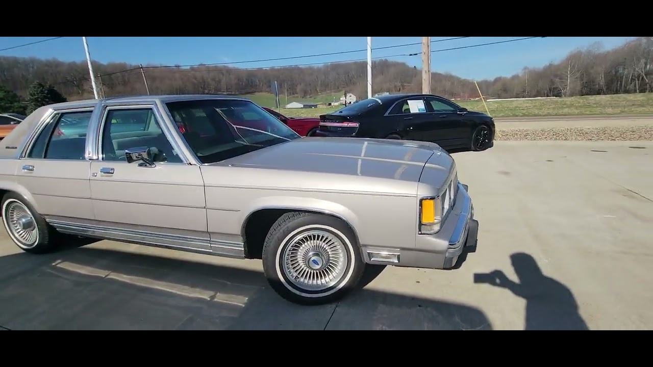 1991 Ford Crown Victoria! Rust Free! Low miles! - YouTube
