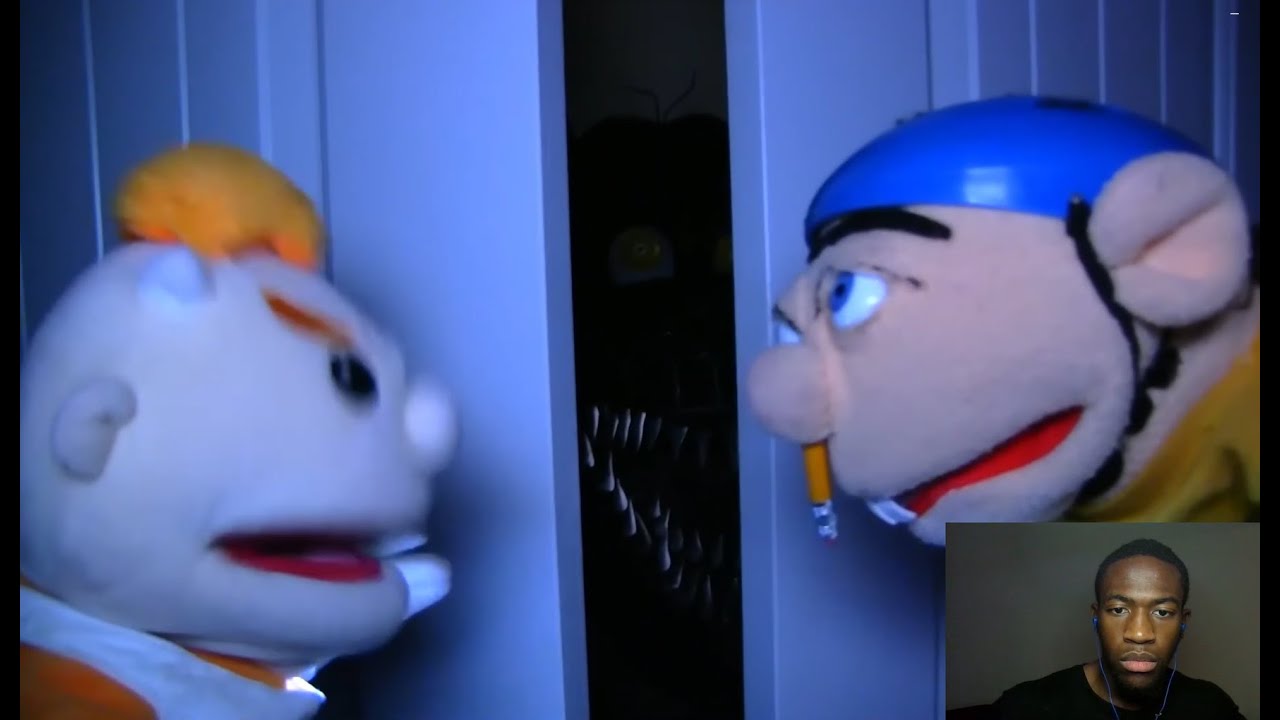 DON'T CHECK THE CLOSET! - SML Movie: Five Nights At Freddy's 4 Reaction ...