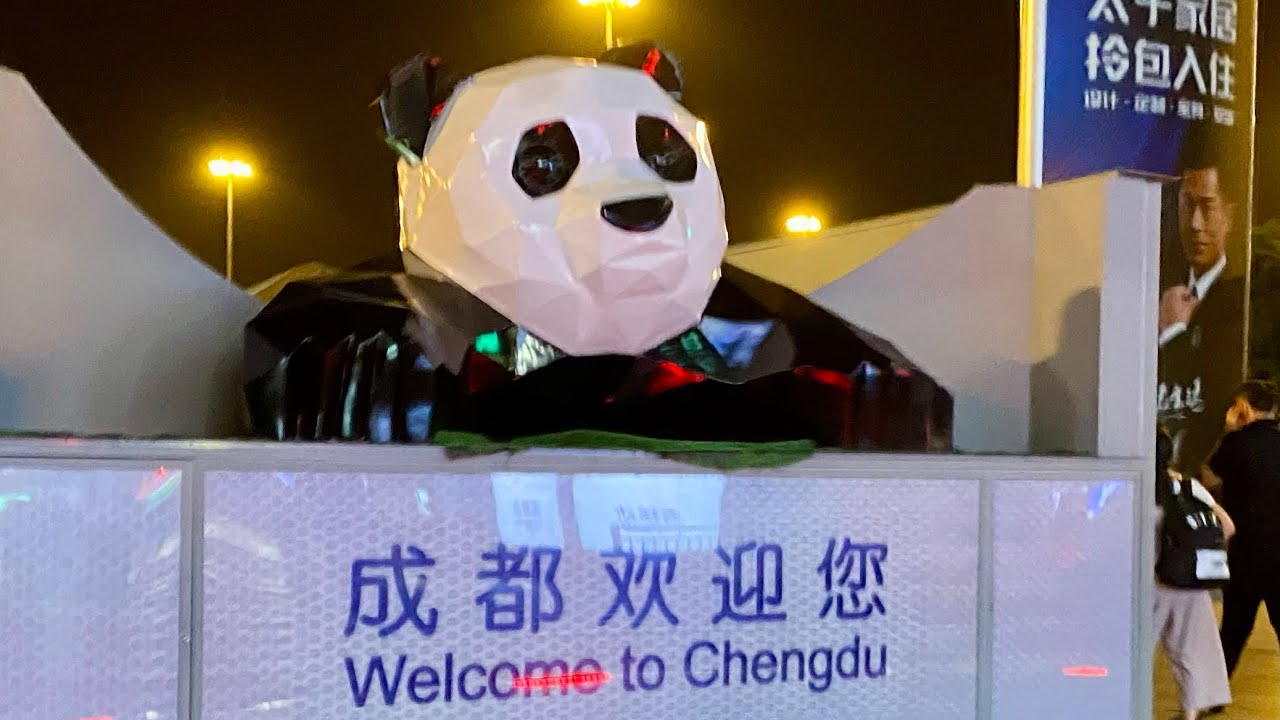 First time in this HUGE city in Western China - CHENGDU - 4K - YouTube