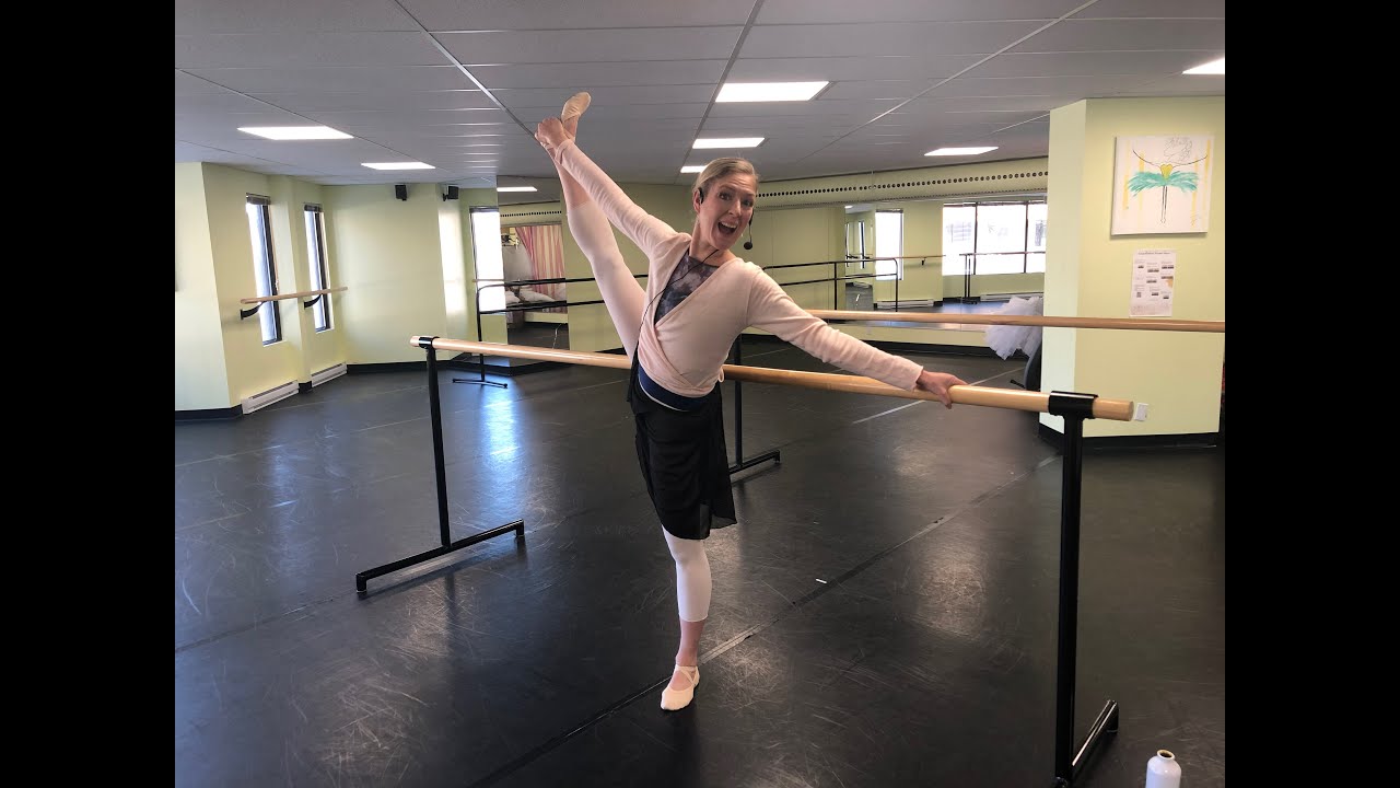 Introduction au ballet - Studio Corps de Ballet - YouTube