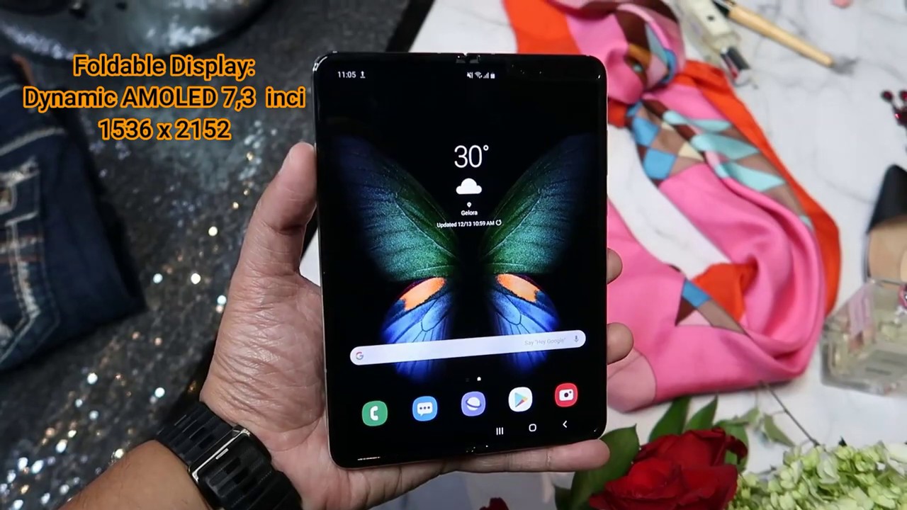 Nyicipin Samsung Galaxy Fold: Hape Layar Lipat, Khusus Buat Sultan ...