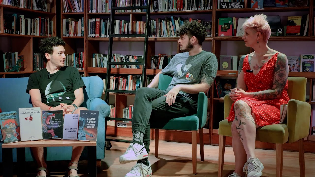 TRIANGULO 1 - HUMOR Y CIENCIA FICCIÓN CON MICHEL NIEVA - YouTube