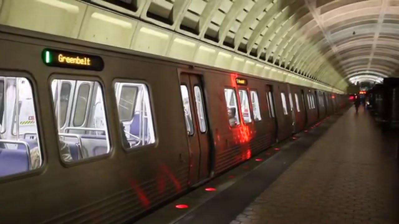 WMATA Metro Rail 7000's on the Green Line leave Georgia Avenue-Petworth ...
