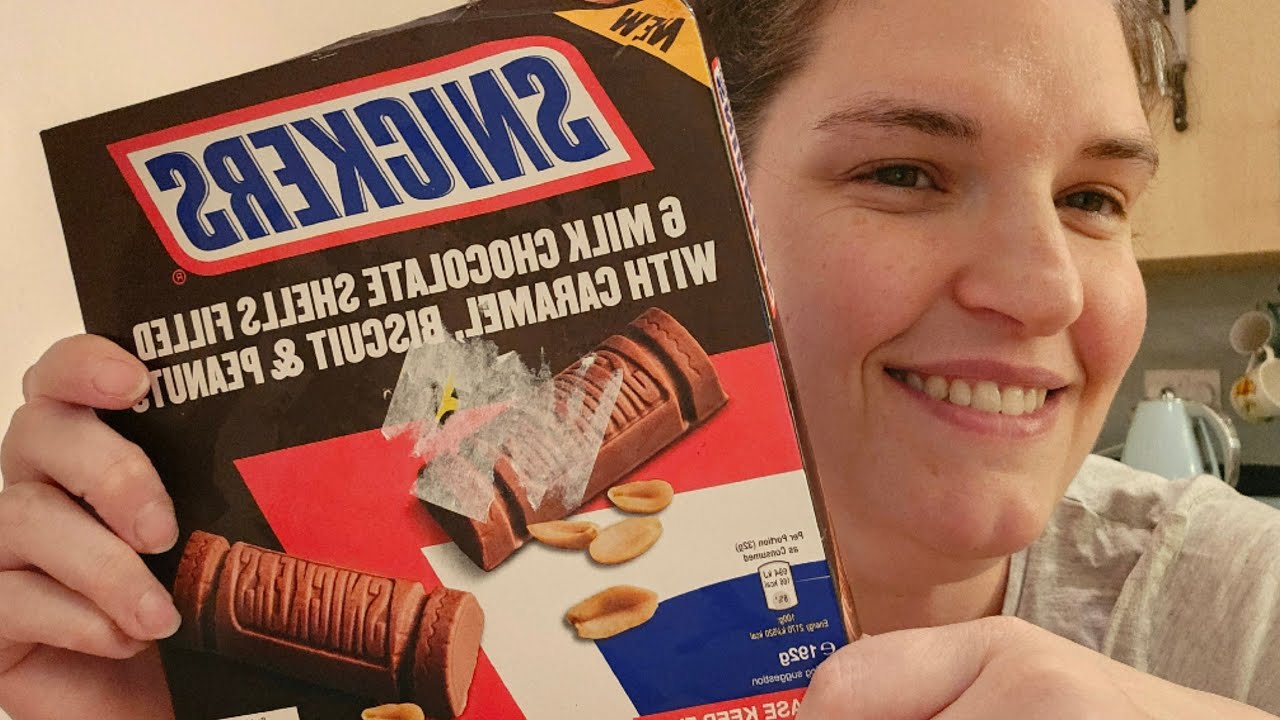 Snickers | Chocolate Shells Filled With Caramel Biscuit & Peanuts ...