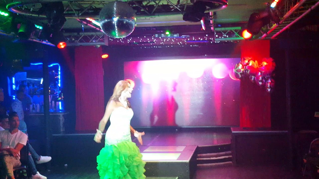 Azucar night club..Miami 2018 transformita la tia miguel - YouTube