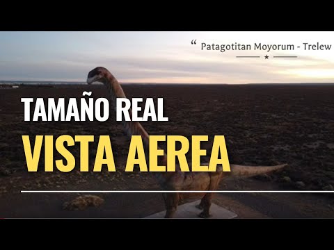 Réplica del Patagotitan Mayorum de 20 de metros de altura.