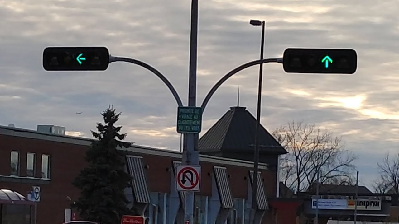 Lagging Flashing Green Left Turn/Flèche verte clignotante à gauche ...