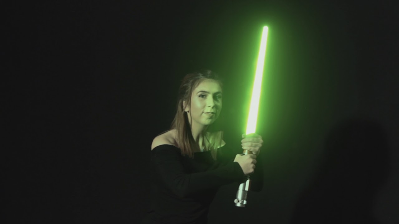 Tracking, rotoscope - YouTube