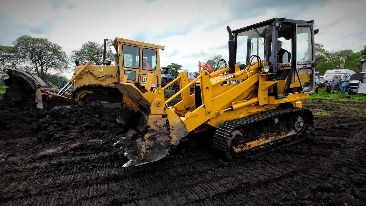 Chipping Steam Fair 2024 (Part 1/2): Tractors, Diggers, Dozers and More ...