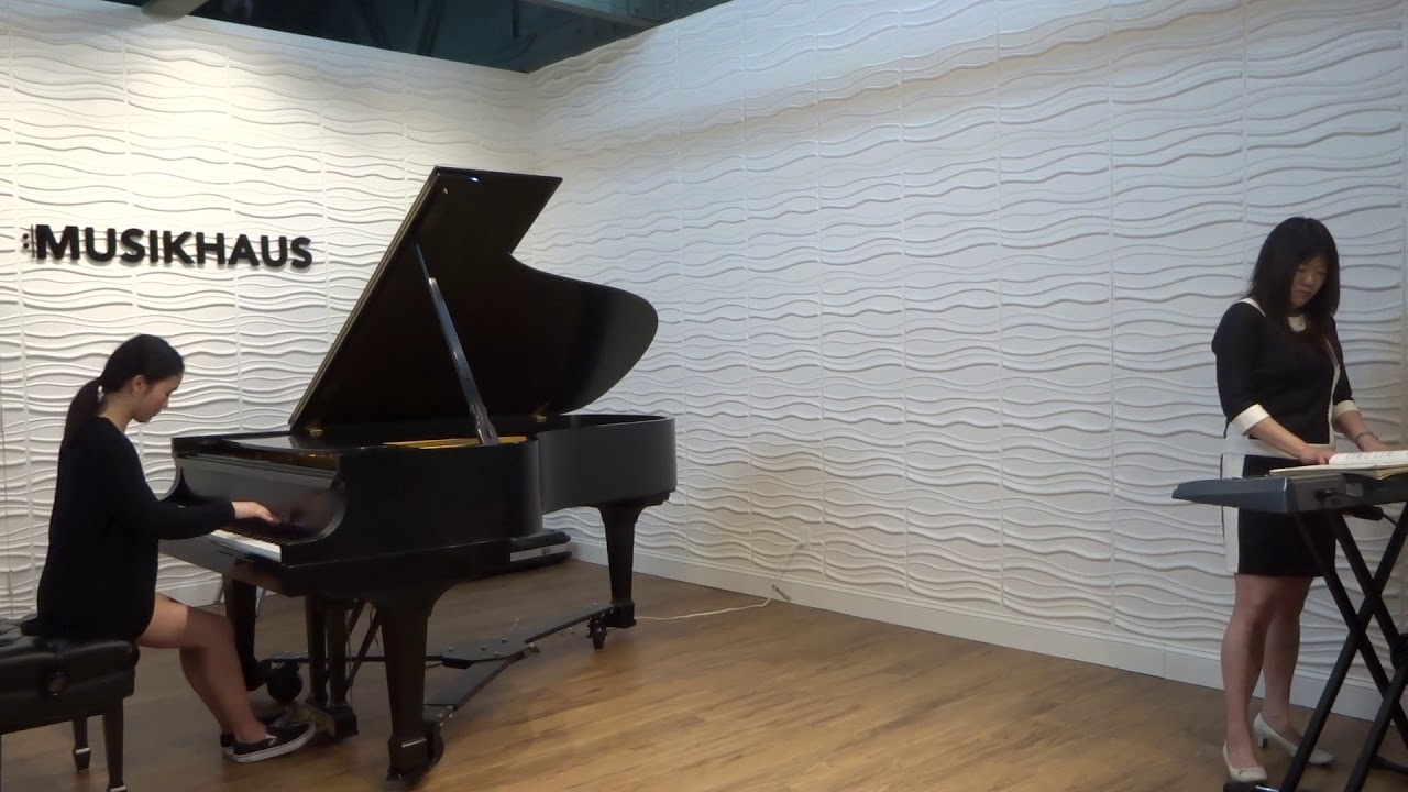 Chopin Concerto #1 -- Debbie Ho Recital 2018-5-19 - YouTube
