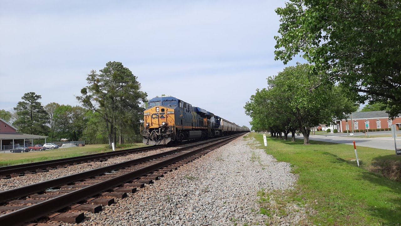 How Tomorrow Moves Company Job CSX 750 ES44AC Leads A South Bound Grain ...