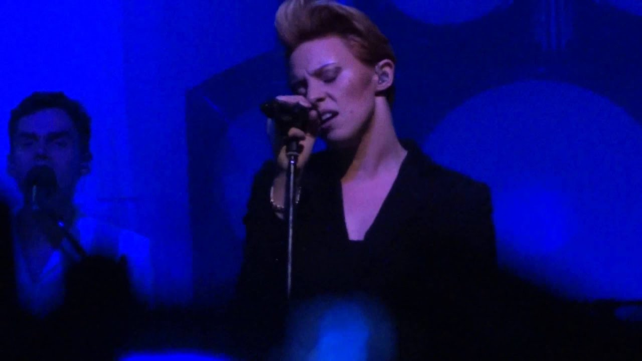 La Roux - Let Me Down Gently, Live @ La Rural, Argentina 2015 [HD ...