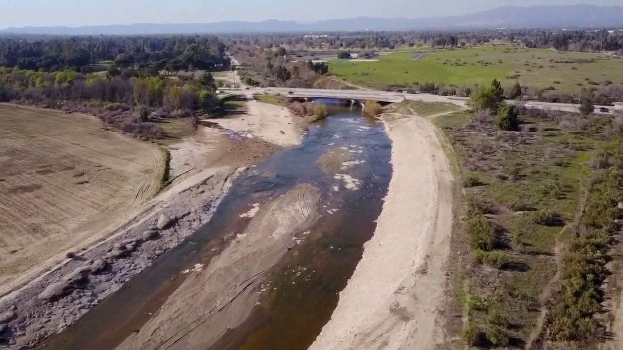 Sepulveda Dam & LA River quick areal view - YouTube